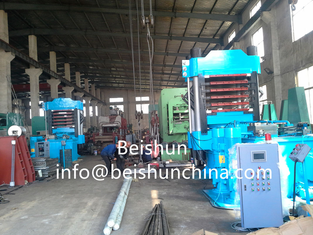 EVA Mat Hot Pressing Machine For Vulcanizing With 1200 Times 1100 Hot ...