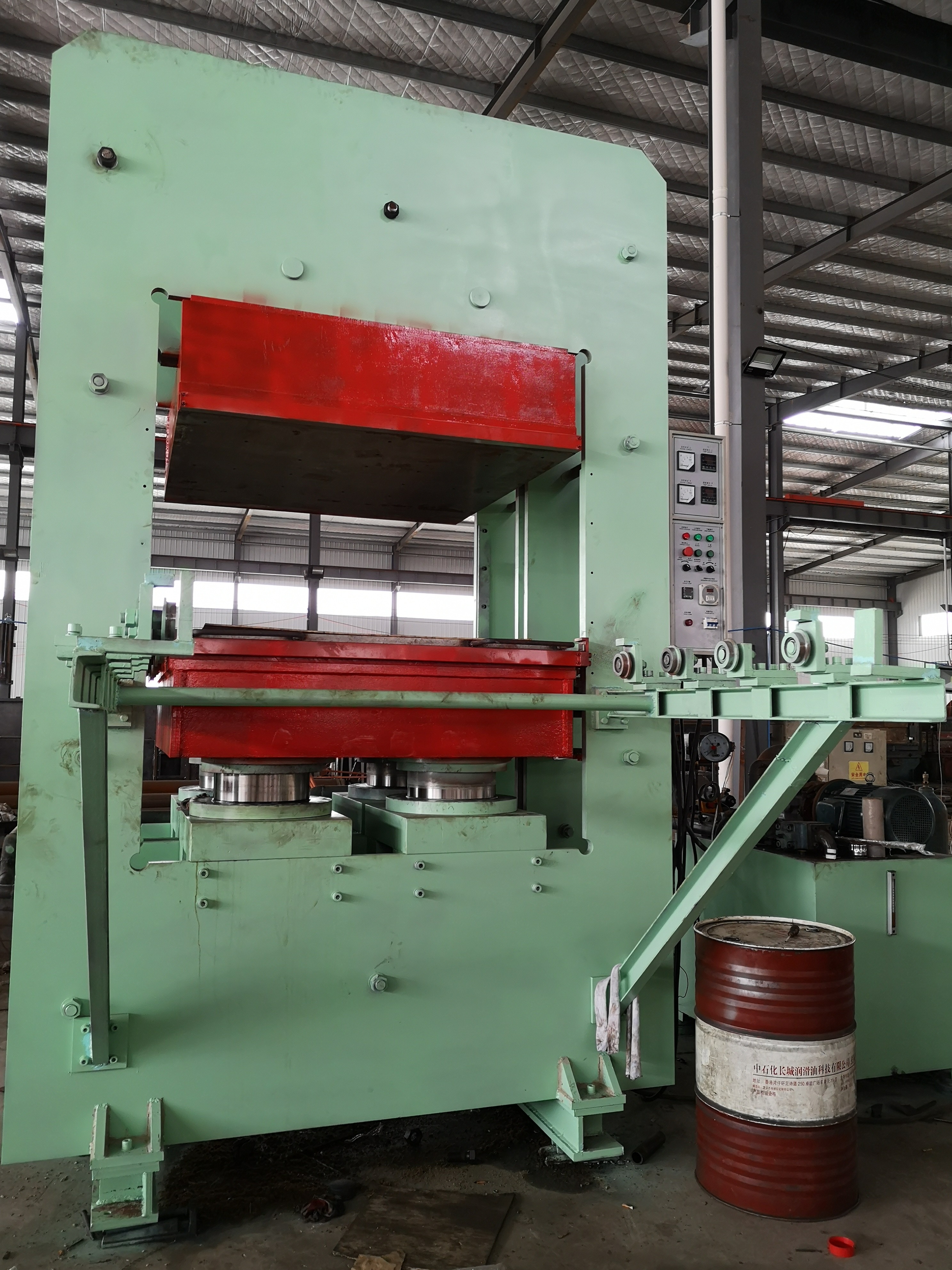 800 Tons Pressure Rubber Vulcanization Press For Hot Pressing Mold ...